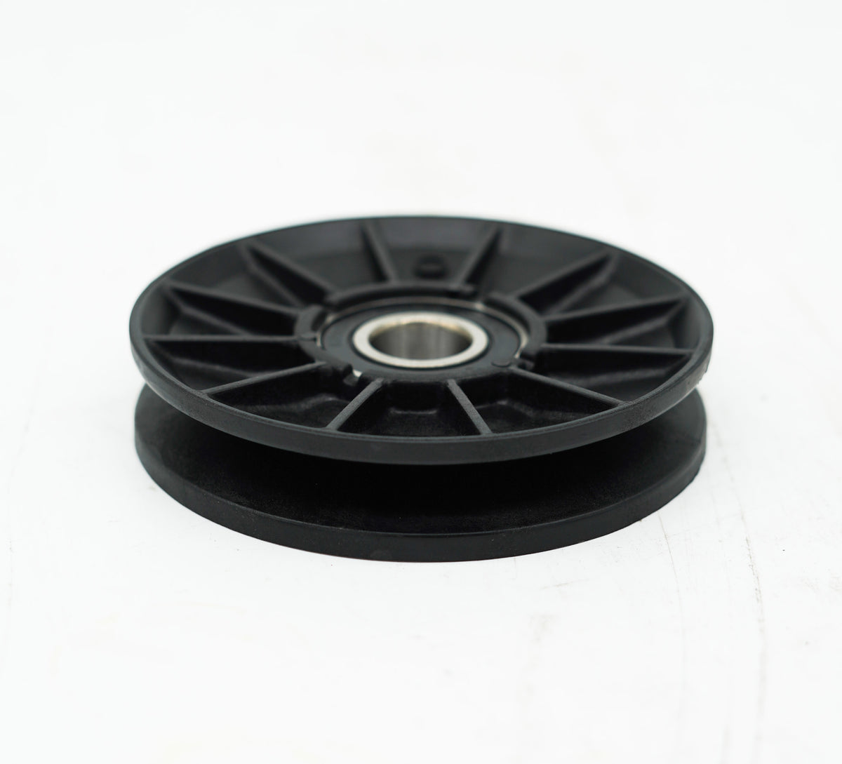 FAN DRIVE IDLER PULLEY P/N 6662997 – White Star Machinery